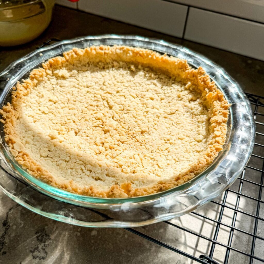 Soda Cracker Pie Crust (Saltine Cracker Crust Recipe)